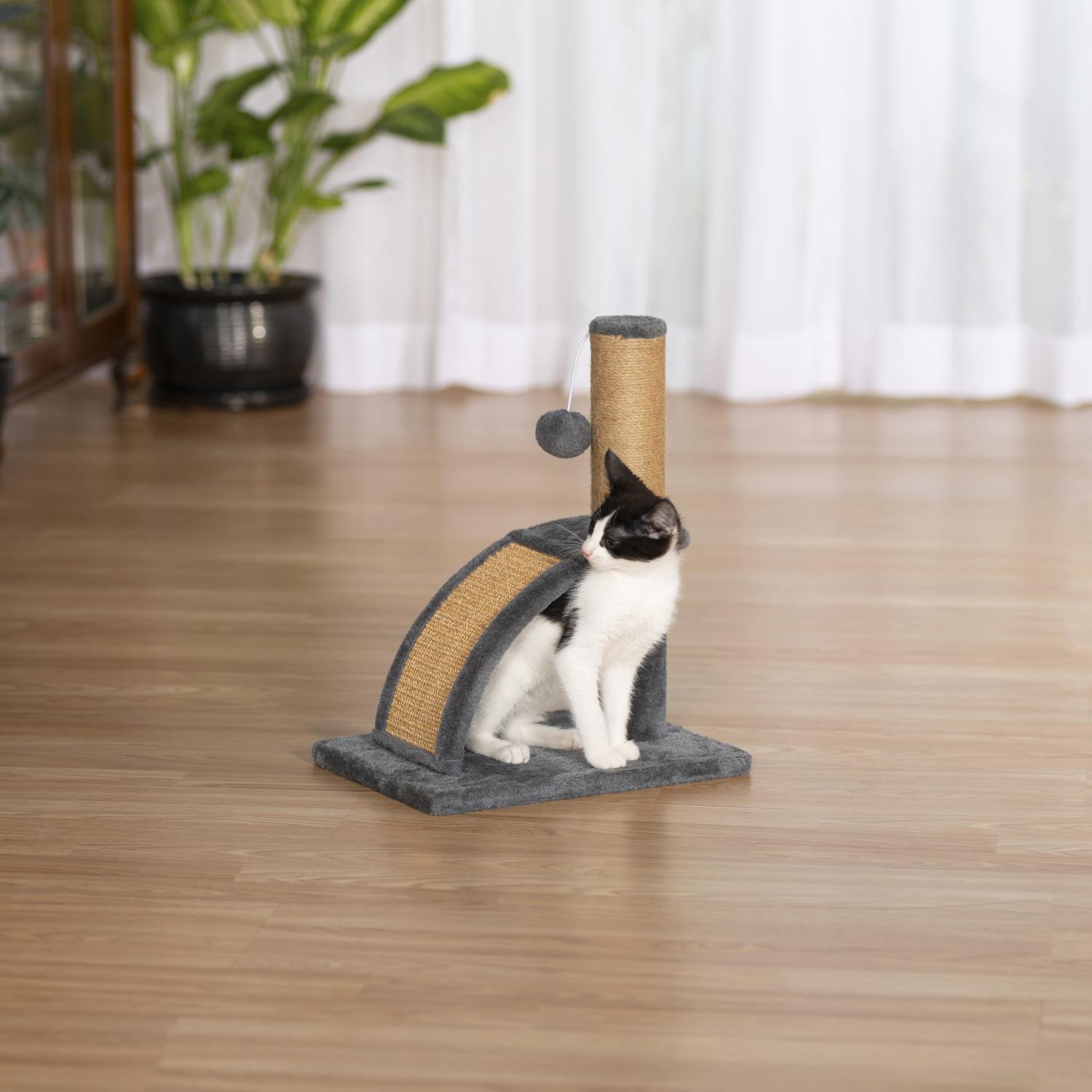 Kitty's Strong Paws Scratching Post 7152 Prevue Pet Products
